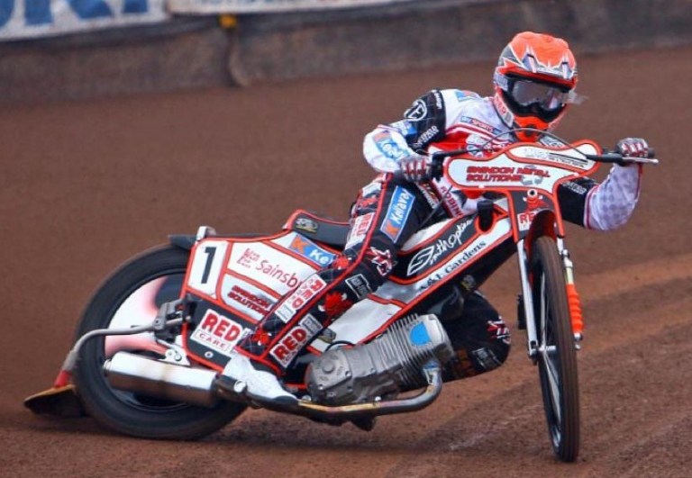 Simon Stead - Alchetron, The Free Social Encyclopedia