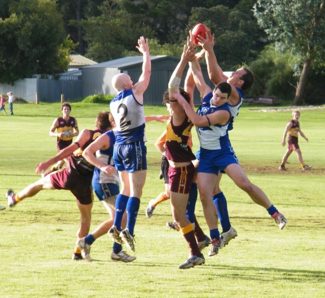 Photos from Round 1 vs Mt Compass - Victor Harbor Football Club - GameDay