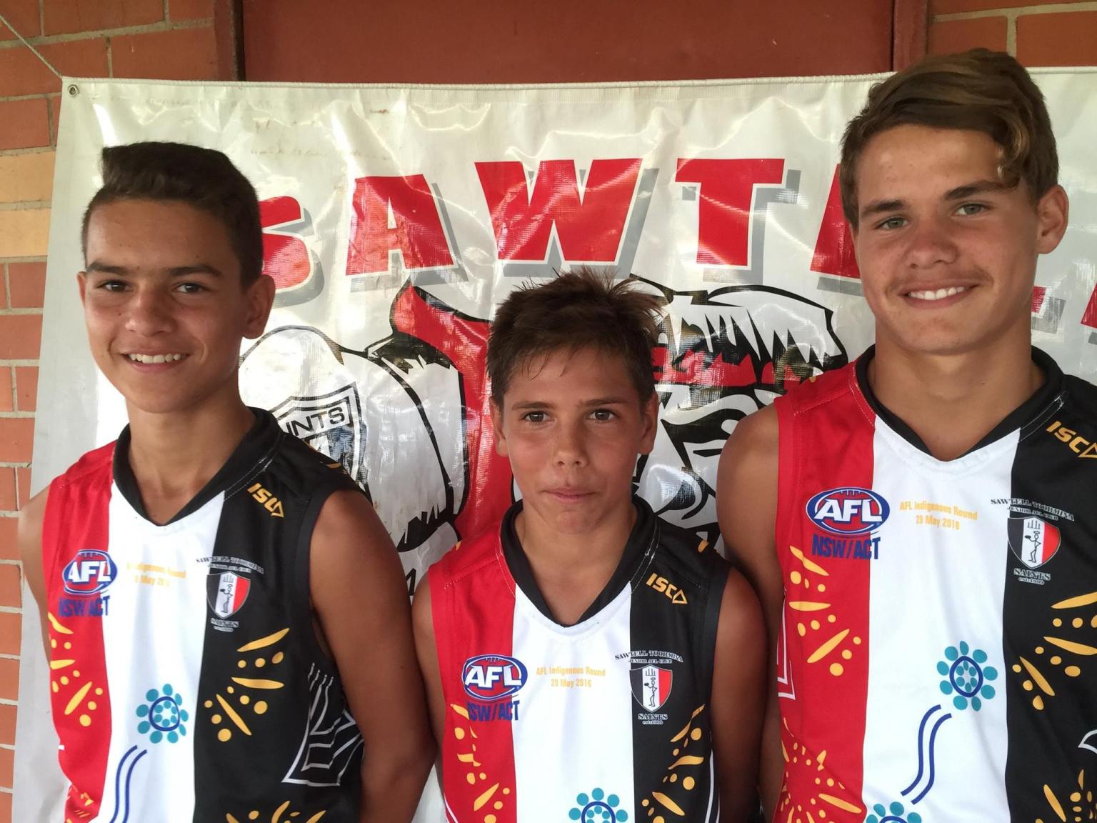 Local Boys to rub Shoulders with Adam Goodes - AFL North Coast - GameDay